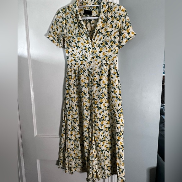 Urban Outfitters | Dresses | Urban Outfitters Cottagecore Flowered ...